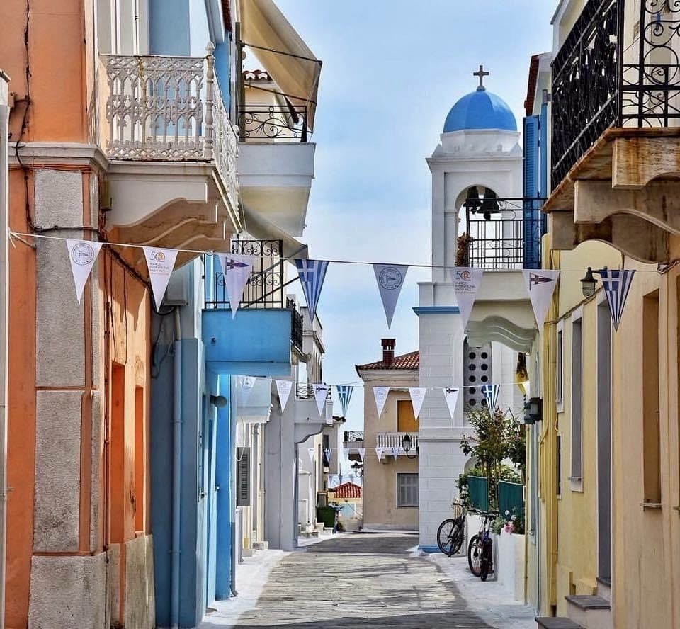 Rent a Car Andros Andros Chora Old town | Escape in Andros